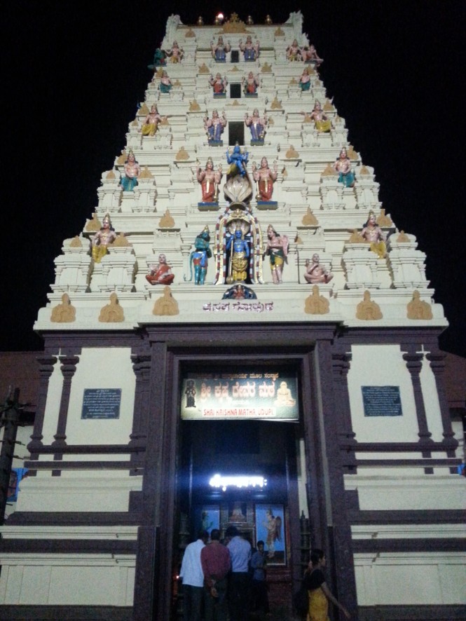 Shri Krishna Matha, Udupi, Karnataka – A highly sacred place - Unusual ...