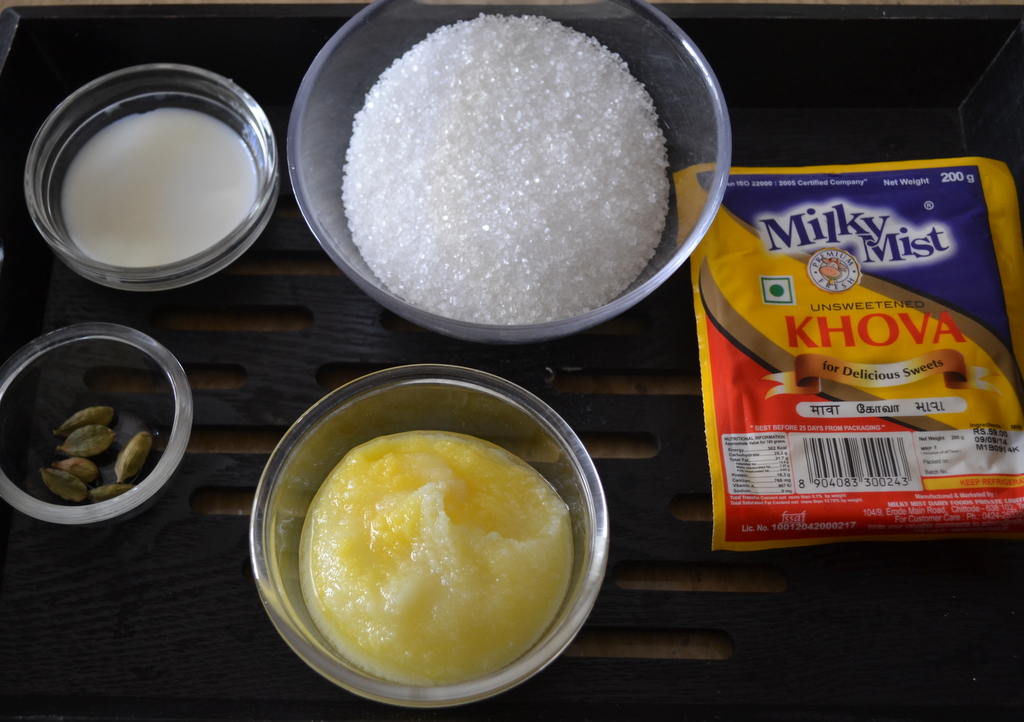 How to make Dharwad Peda – Recipe, Ingredients, Methods and Tips ...