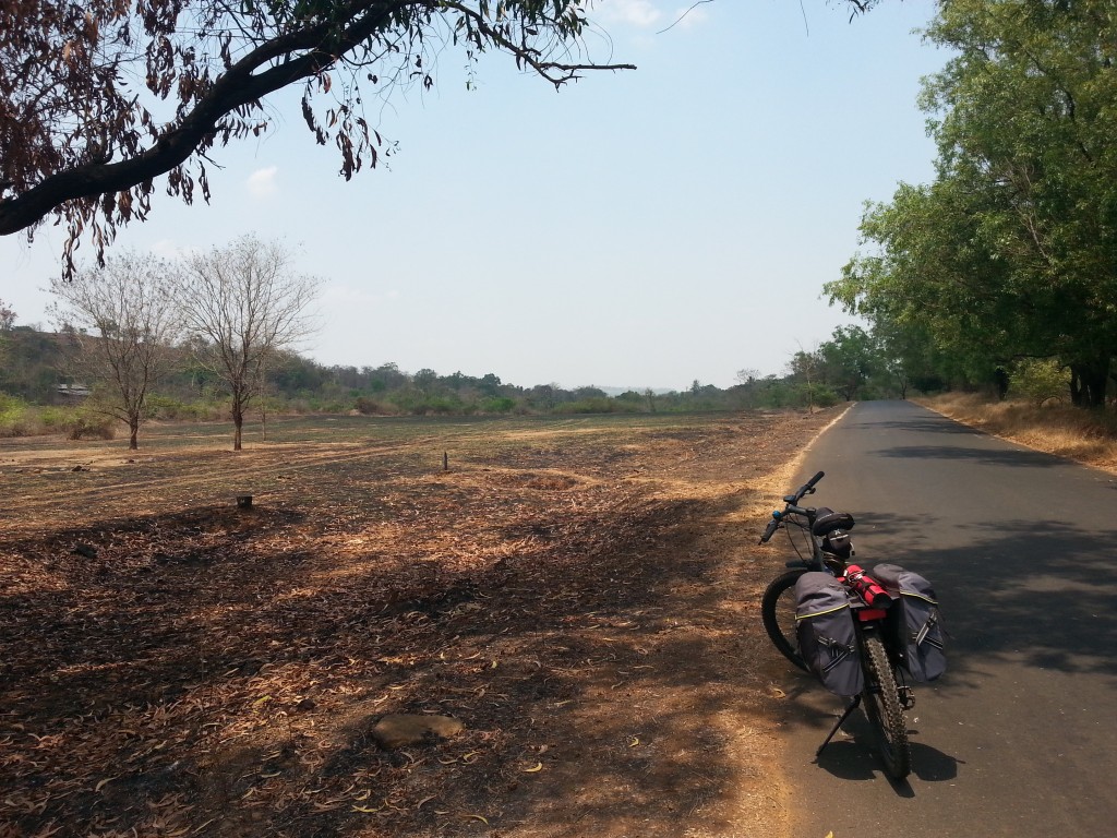 Day 20 – Kankavali to Devrukh, Maharashtra (Kanyakumari to Leh Cycling ...