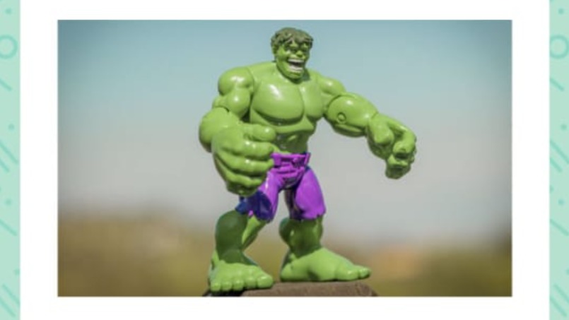 In Thor Ragnarok, this character turns back into Bruce Banner, by ...