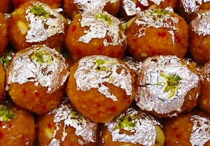Laddoo: The tradition continues - Desserts and Sweets Recipes